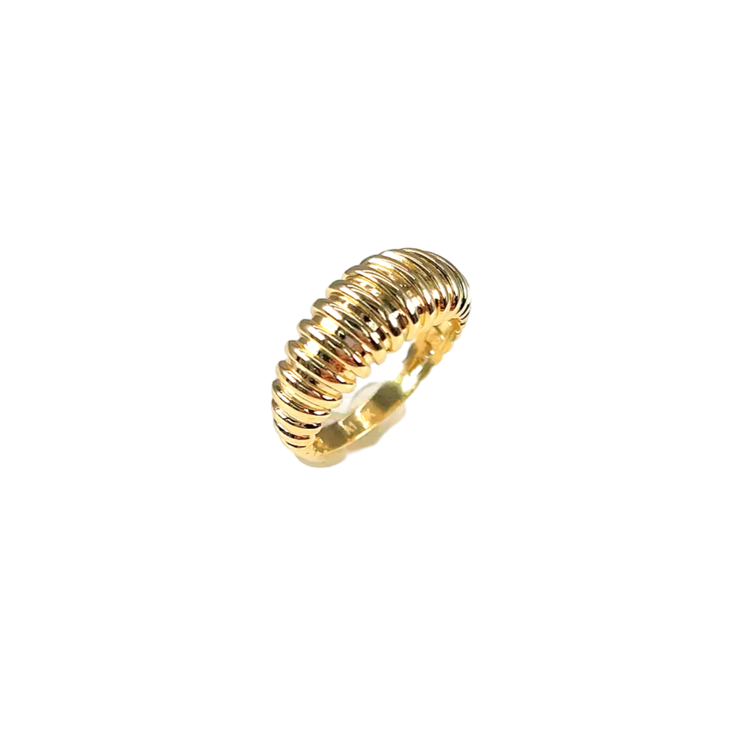 10KT Gold Ribbed Ring · Cali Jewelers
