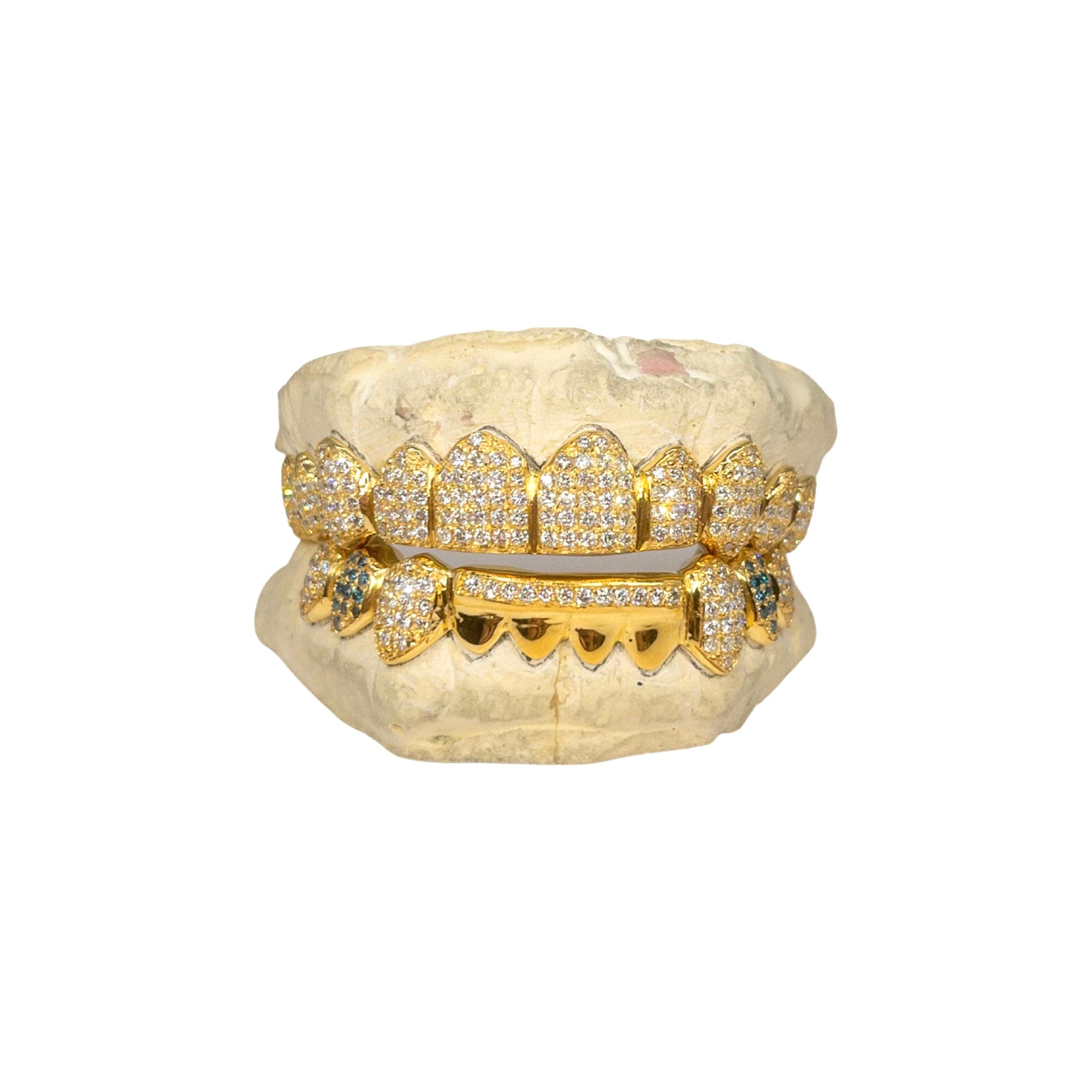 Custom Straight Setting with Diamond Bar and Blue Diamond Fangs Grillz ...